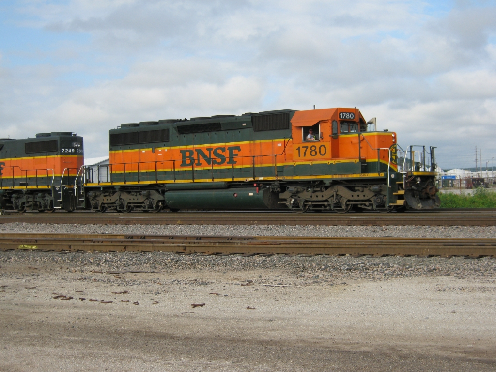 BNSF 1780